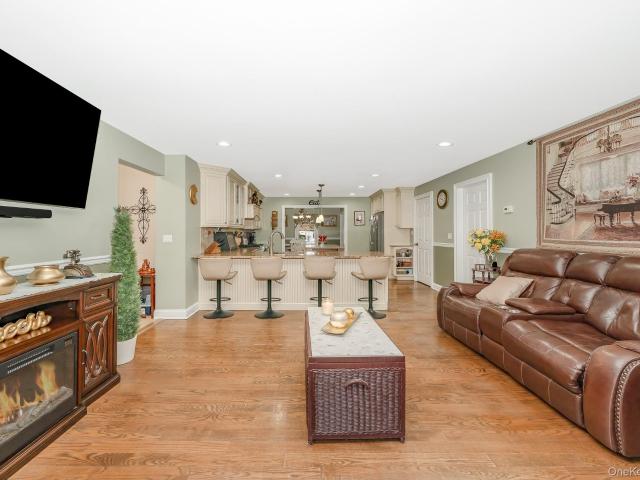 25 Old Mill Road