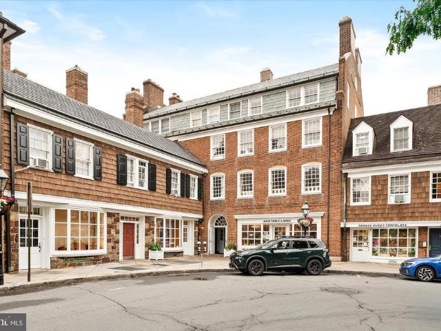 25 Palmer Square W # A