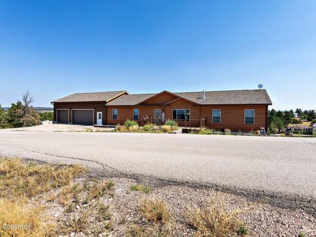 25 Pendleton Dr, Pine Haven, WY 82721
