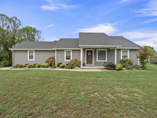 25 Pickett Rd, Campbellsville, KY 42718