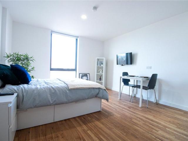 25 Plaza Boulevard, Liverpool L8, Studio to rent, £750 pcm | PrimeLocation