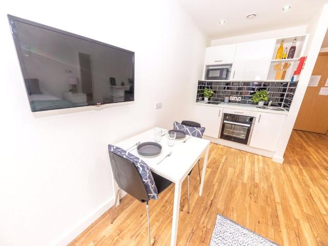 25 Plaza Boulevard, Liverpool L8, 1 bed flat to rent, £750 pcm | PrimeLocation