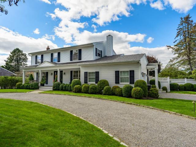 25 Pleasant Ln, Southampton, NY 11968 | MLS #927126 | Compass