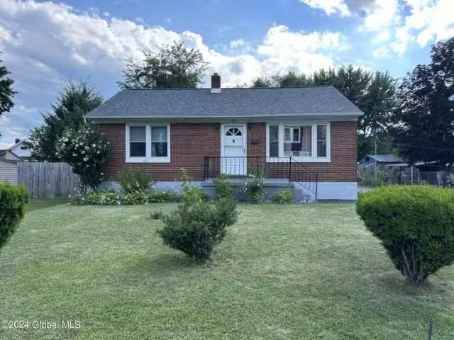 25 QUINCY ST, ALBANY, NY 12205 Single Family Residence For Sal.