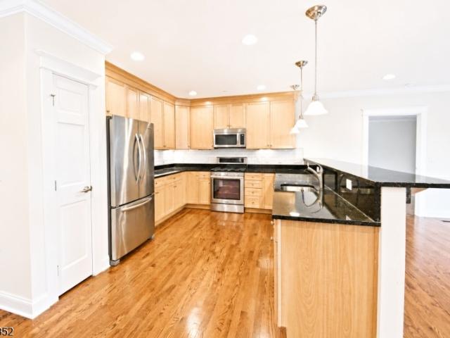 25 Ridgedale Ave Unit 19