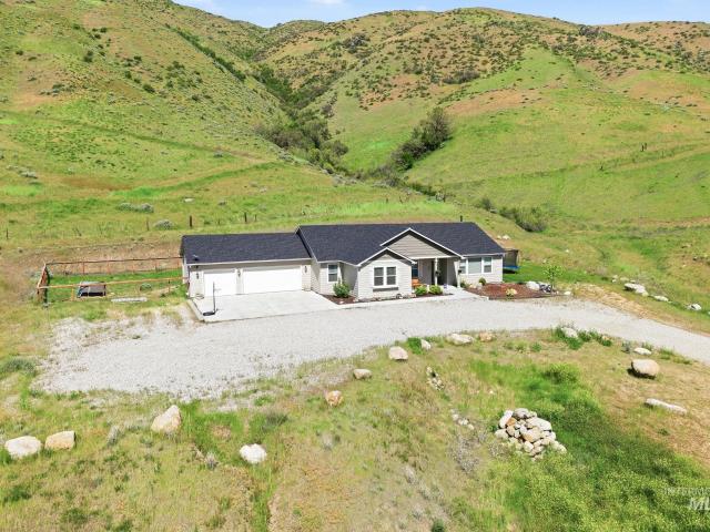 25 River Ridge Court