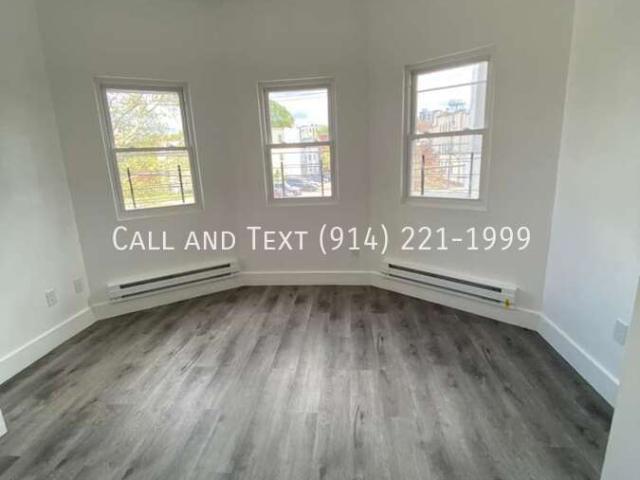25 Riverview Pl 3R Yonkers NY 10701