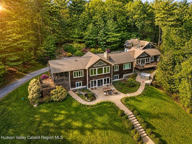 25 Rockledge Road