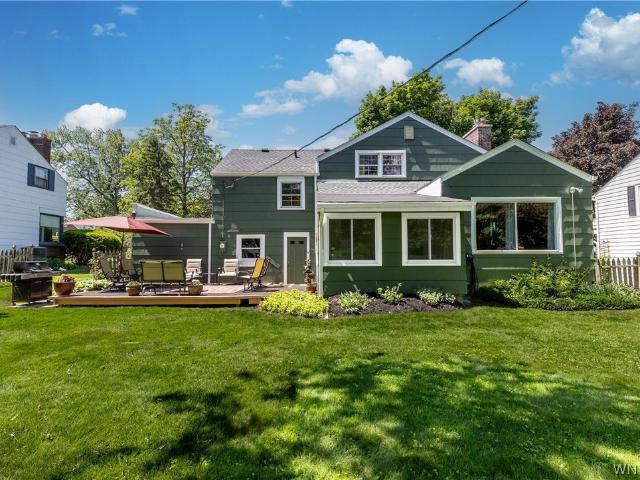 25 Rosedale Boulevard