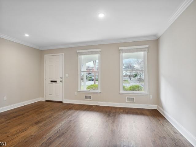 25 Ruthven Pl