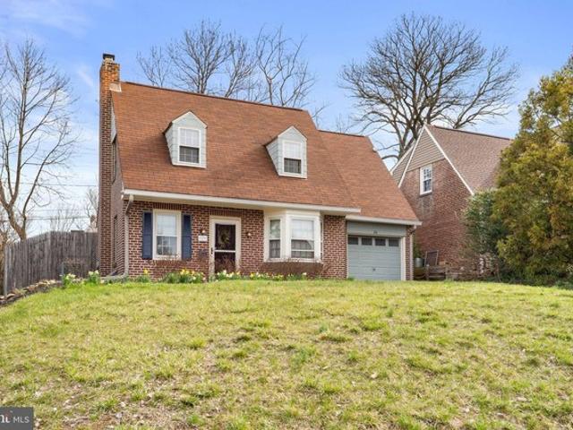 25 S Stuyvesant Dr, Wilmington, DE 19809