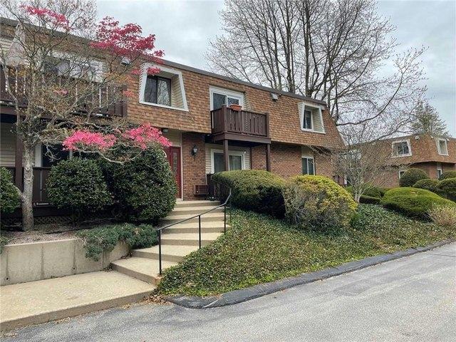 25 School St Unit 2S, Westerly, RI 02891