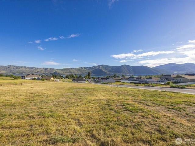 25 Sailing Hawk Ln Lot 1, Manson, WA 98831