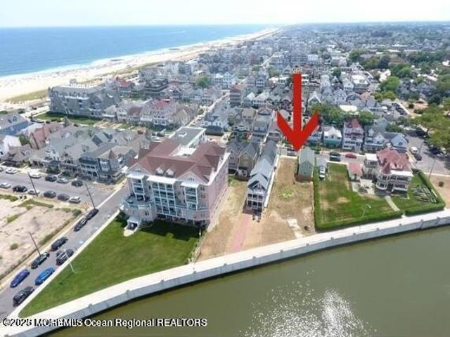 25 Seaview Ave, Ocean Grove, NJ 07756