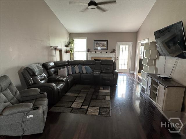 25 Shane Otey Road NE