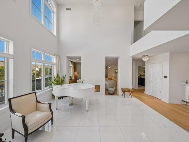 25 Sichel Ct