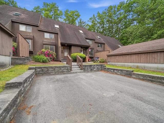 25 Silverton Dr Unit 73, Nashua, NH 03062