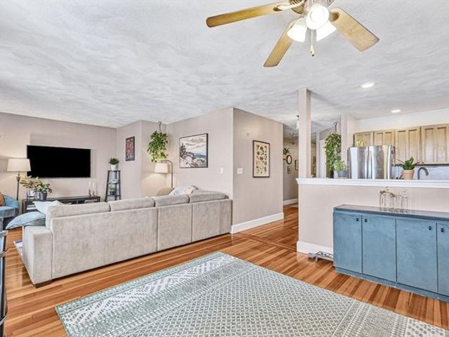25 South St Apt 4, Boston, MA 02135