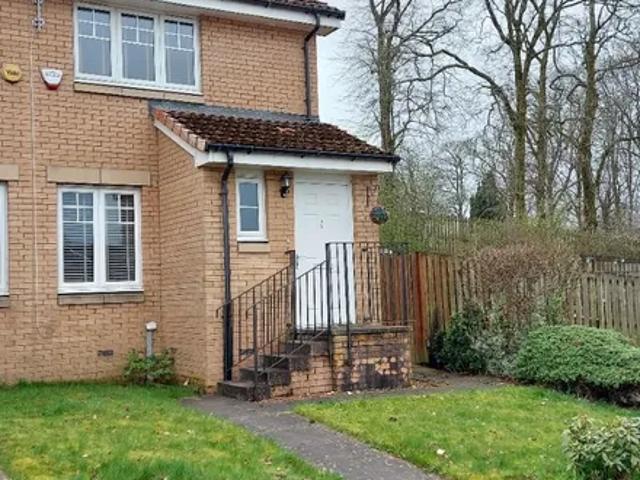25 Springfield Road, Barrhead, G78 2SG, United Kingdom | 2 bed duplex for rent #165750765 | Rentberry