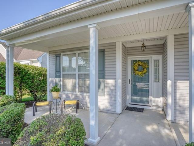 25 Springmill Dr, Middletown, DE 19709