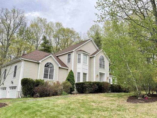 25 Squire Armour Rd, Windham, NH 03087