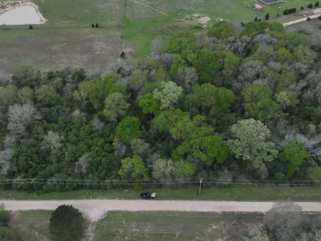 25 St, Hempstead, TX 77445 | MLS #1950