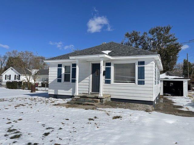 25 State St, Danville, IL 61832