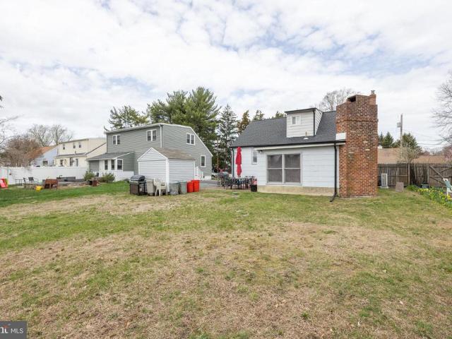 25 Station Avenue