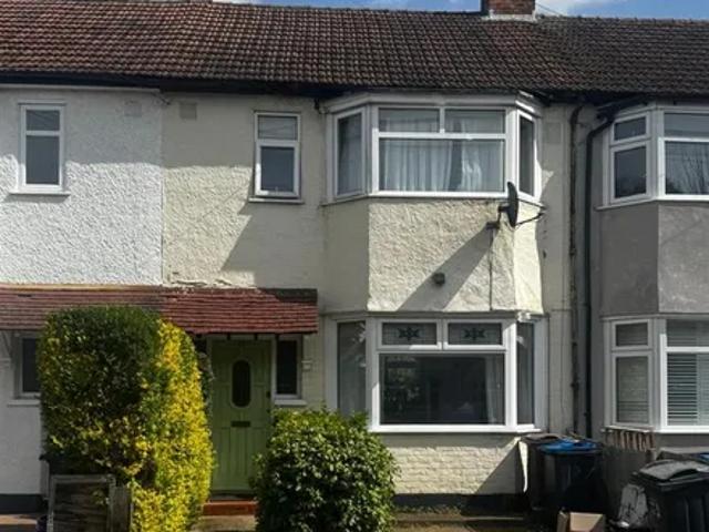25 Stanley Avenue, London, KT3 6EW, United Kingdom | 3 bed townhouse for rent #166518029 | Rentberry