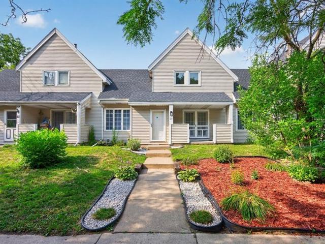 25 Stevens St E Unit 25, Saint Paul, MN 55107