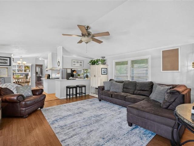 25 Sunflower Road