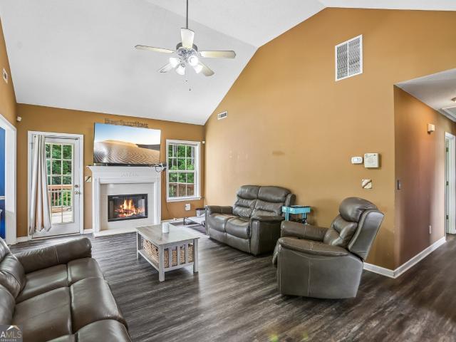 25 Sunset Ridge Drive
