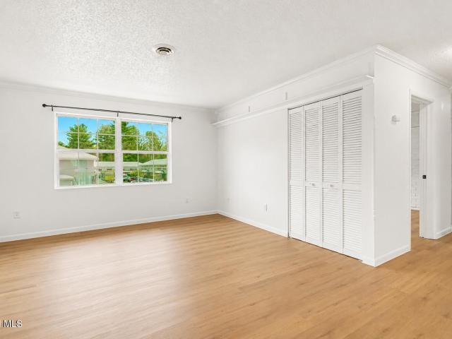 25A Pine Lane # APT 6