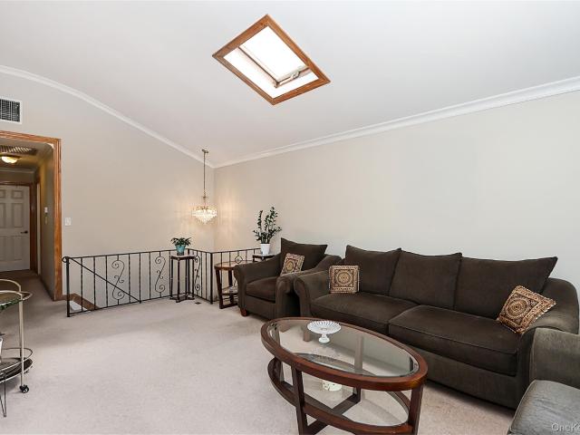 25A Reynolds Street A