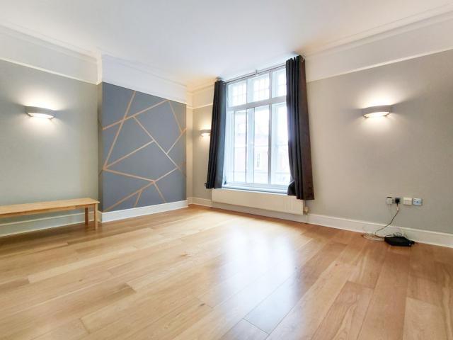 25A The Green London 2732681