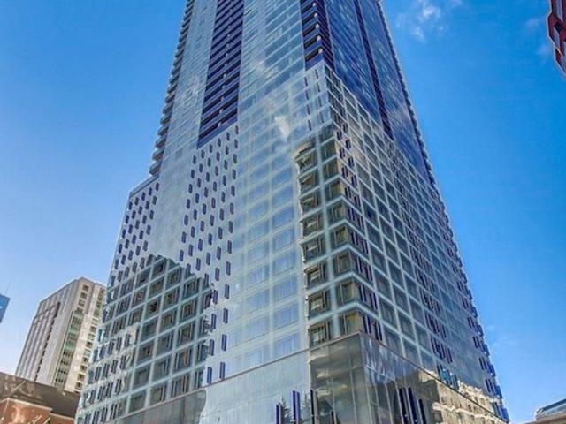25th West facing luxury unit located top of Hyatt Hotel!