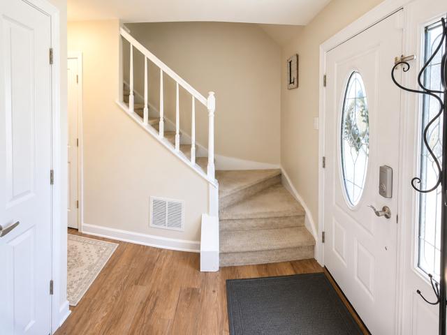 25W142 Windham Hill Court