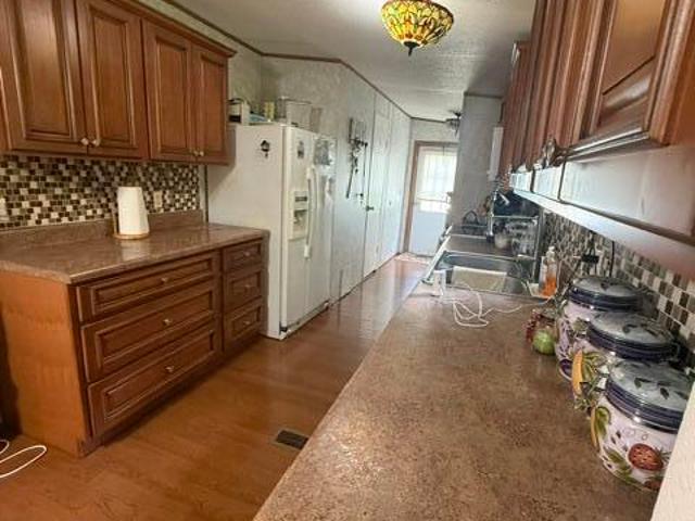 26042 Creek Cove