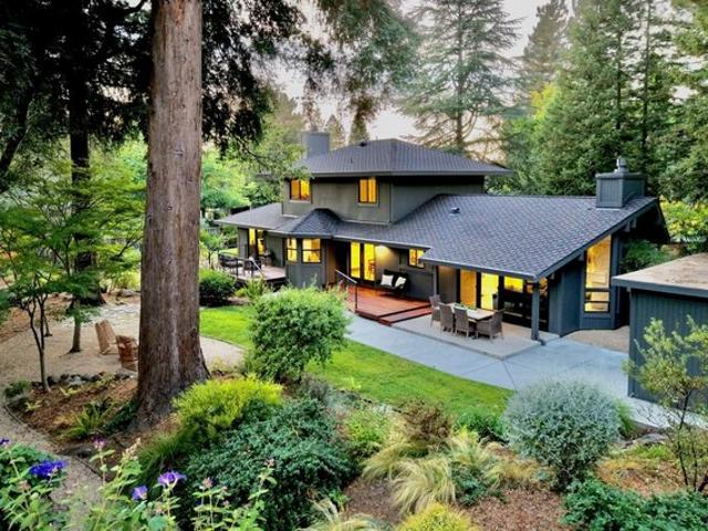 2604 Knob Hill Dr, Santa Rosa, CA 95404