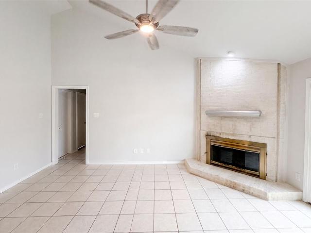 2604 Leo Drive