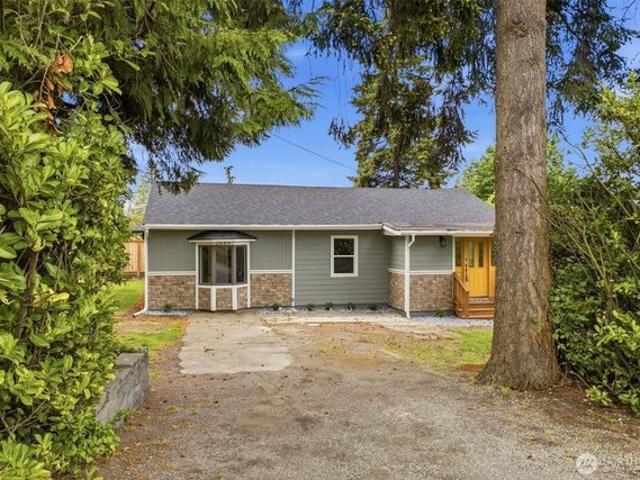 2604 S 122nd St, Seattle, WA 98168