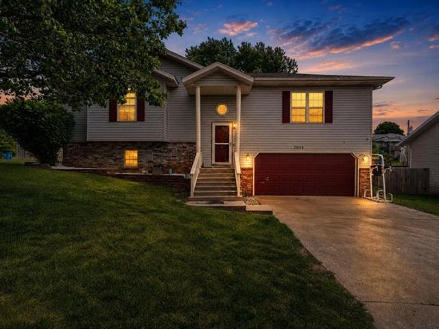 2604 S Lotus St, Ozark, MO 65721