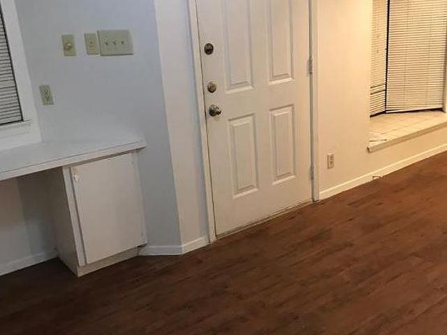 2604 Salado St # 104