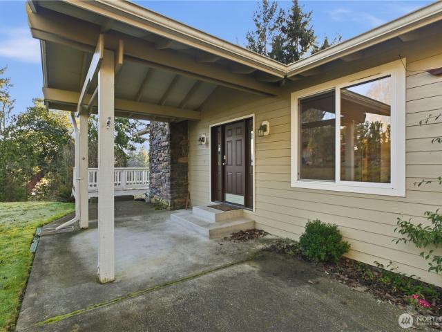 2604 Vincent Way NW