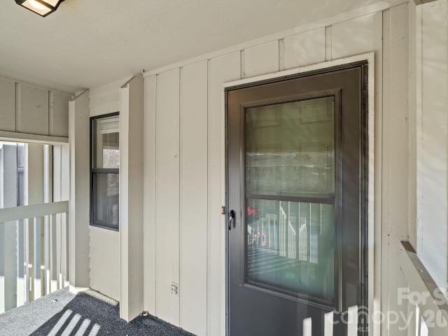 2604 Vineyard Blvd, Asheville, NC 28805 | MLS #4328 | Compass