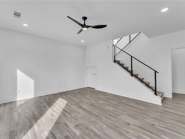2604 W Bonnie Lane
