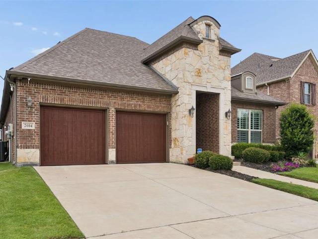 2604 Walnut Creek Lane
