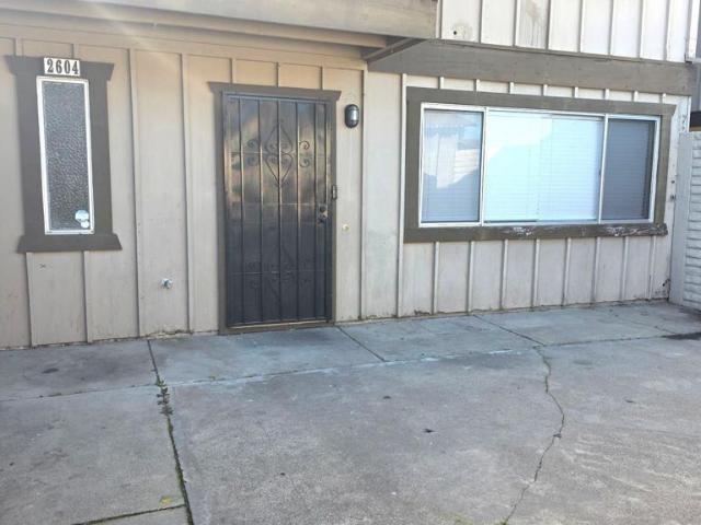 2604 Carlton Ln