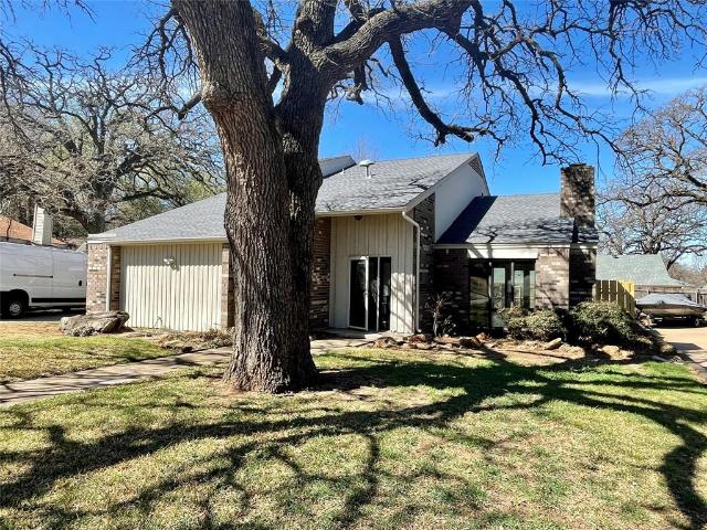 2605 Cloud Ct, 3 beds, 2 full baths