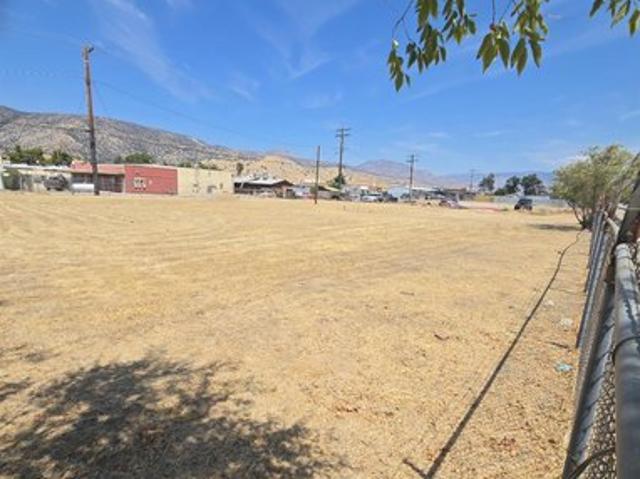2605 Fulop St, Lake Isabella, CA 93240